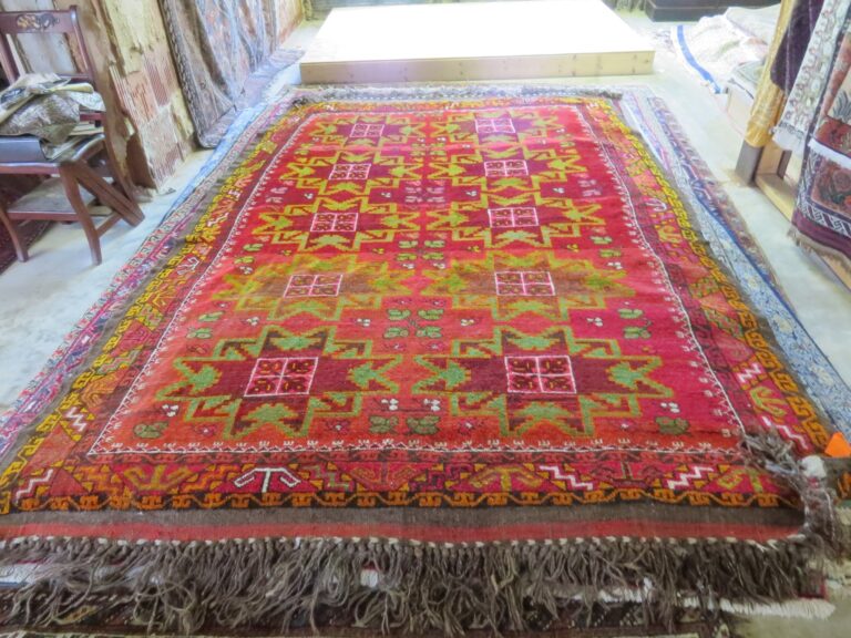 What Is the Difference between a Hand-tufted Rug and a Handmade One ...
